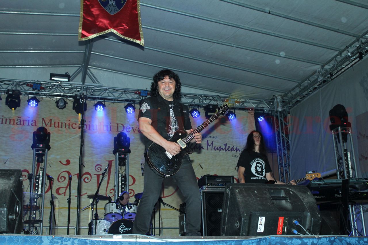 Paul Ciuci, solistul trupei Compact: „În momentul în care i-am pierdut ...